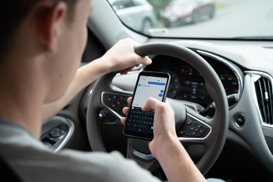 Iowans Express Concern Over Distracted Driving | Iowa Department of ...